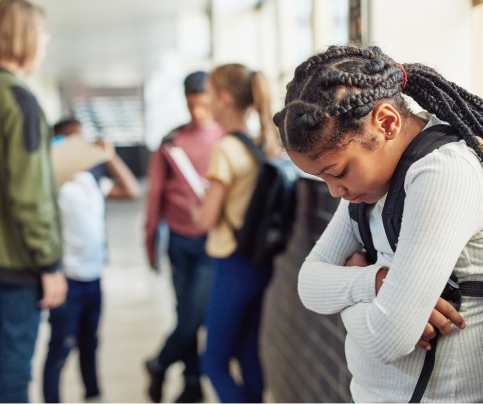 3 Helpful Ways to Encourage Your Shy Child to Socialize